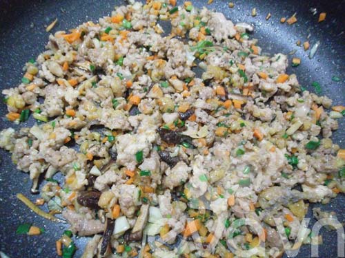 Tết này làm chả đùm thịt gà