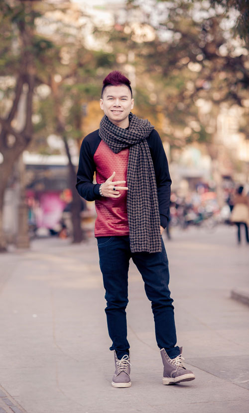 Hoàng Tôn The Voice tung album bắt kịp bạn bè