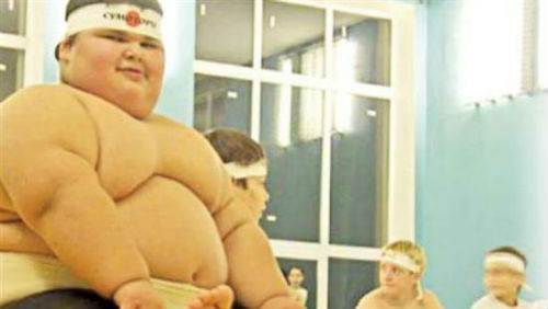 Sửng sốt với những em bé béo nhất thế giới