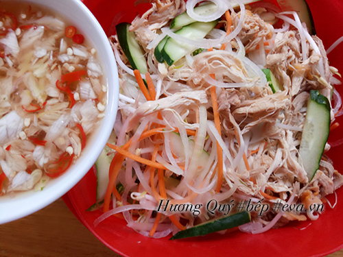 Gỏi gà rau răm giòn thơm thanh mát - Bếp Eva