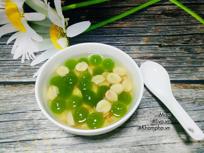 Chè hạt sen rau câu thơm ngon giải nhiệt mùa nắng