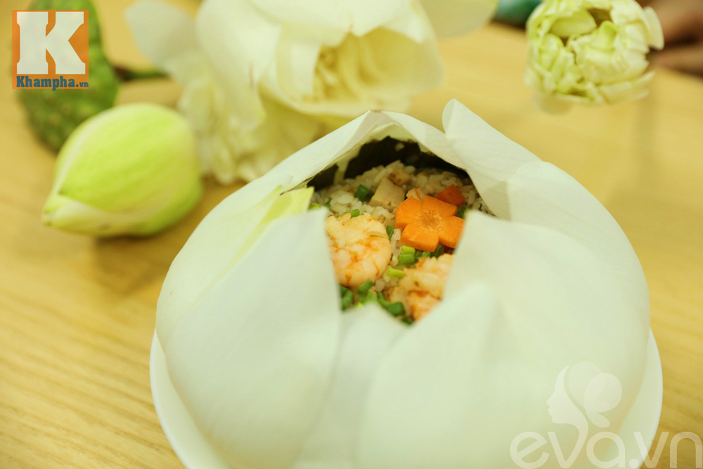 Cơm sen thơm ngon đậm chất Cố đô