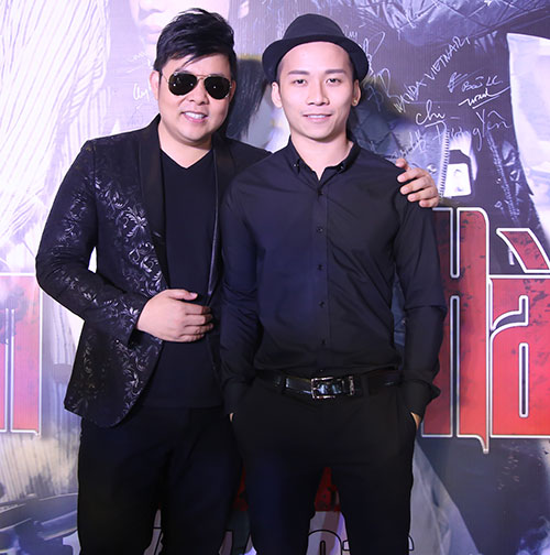 Quang Lê, Quách Tuấn Du đi xem phim cùng nữ DJ nóng bỏng