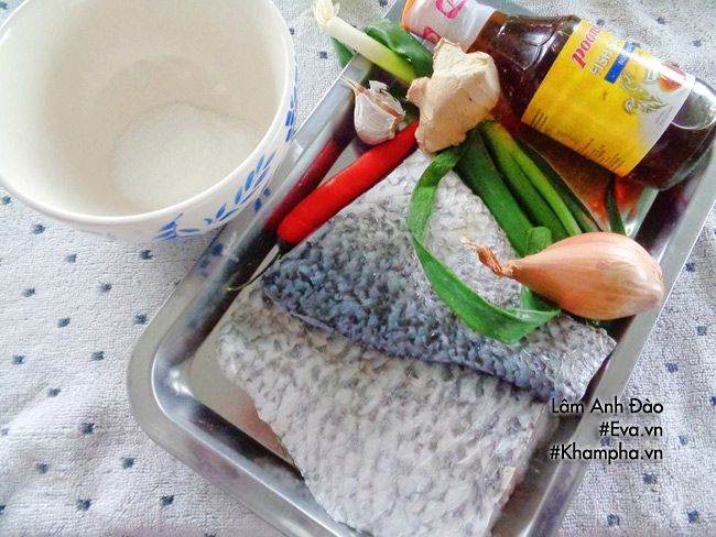 Cách làm cá rim mắm tỏi ớt đơn giản mà ngon cơm cho chị em trổ tài