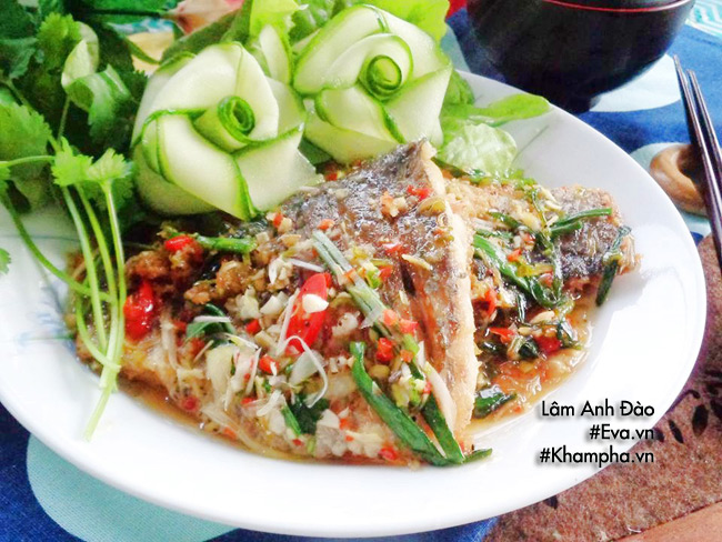 Cách làm cá rim mắm tỏi ớt đơn giản mà ngon cơm cho chị em trổ tài