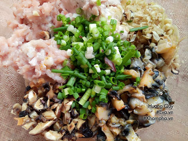 Cách làm chả ốc bươu cuốn mỡ chài, lạ miệng đậm đà khó quên