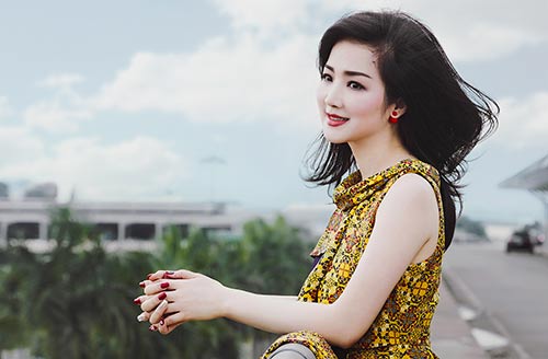 Giang My tham con gai : Hoa hậu Giáng My đi mỹ thăm con