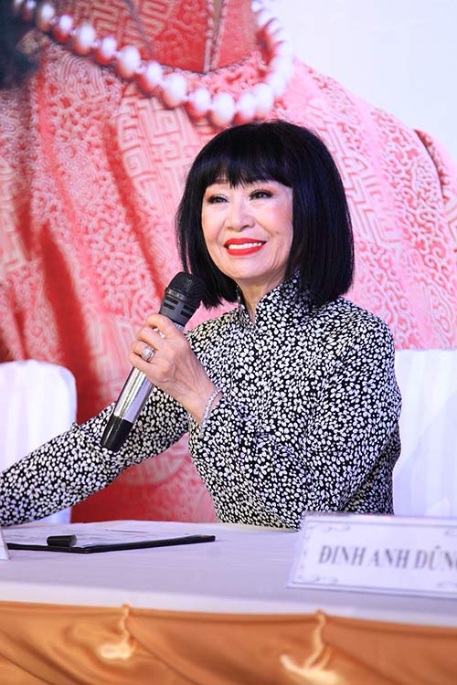 Nghệ sĩ Bạch Yến làm liveshow ở tuổi 72