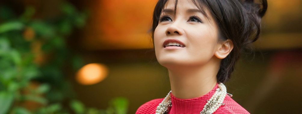 Ca sĩ Hồng Nhung ly hôn chồng sau 8 năm gắn bó